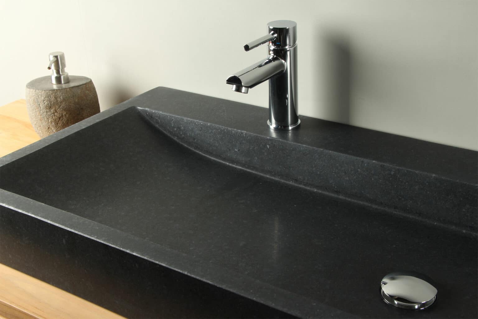 Natuursteen wasbak basaltsteen 120 cm BAS-004-2k - Badkamer Exclusief